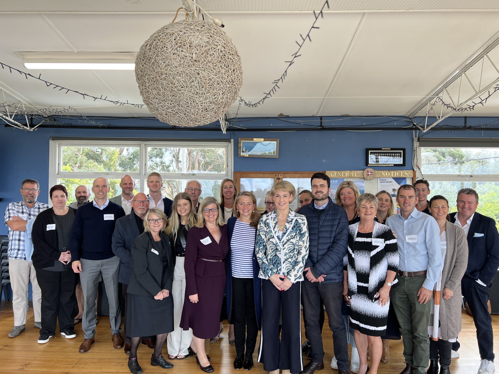 Committee for Frankston & Mornington Peninsula - Employment and ...